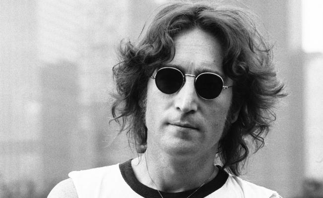 Se cumplieron 37 años del asesinato de Jhon Lennon - Tiempo Fueguino