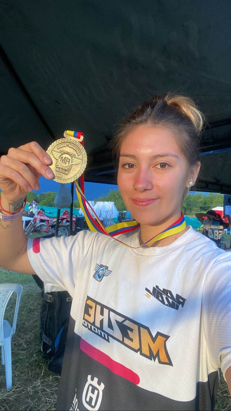 July Jerez: Top ten latinoamericana - Tiempo Fueguino